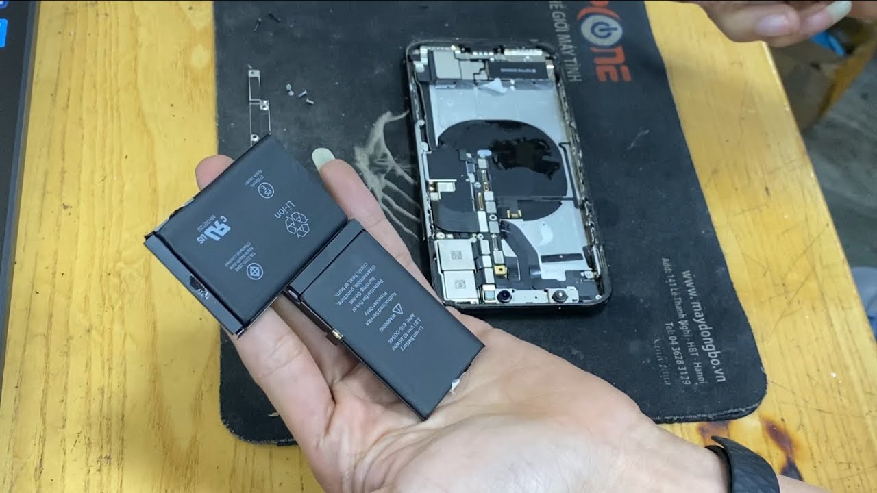 Thay Pin Iphone X 2020 || replace iphone 10 battery 2020 - YouTube