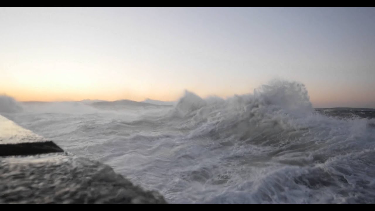 King Tides + Waves at Alki Beach - YouTube