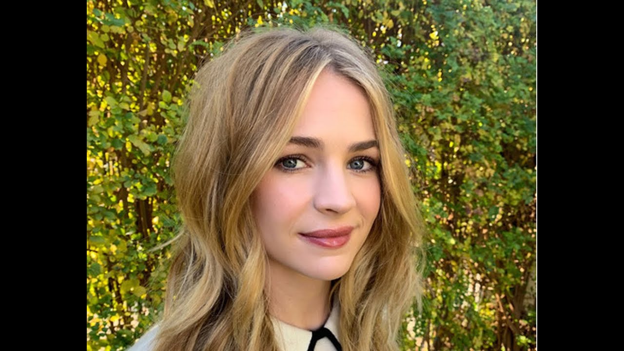 ‘The Rookie: Feds’: Britt Robertson Joins ABC Spinoff Series - YouTube