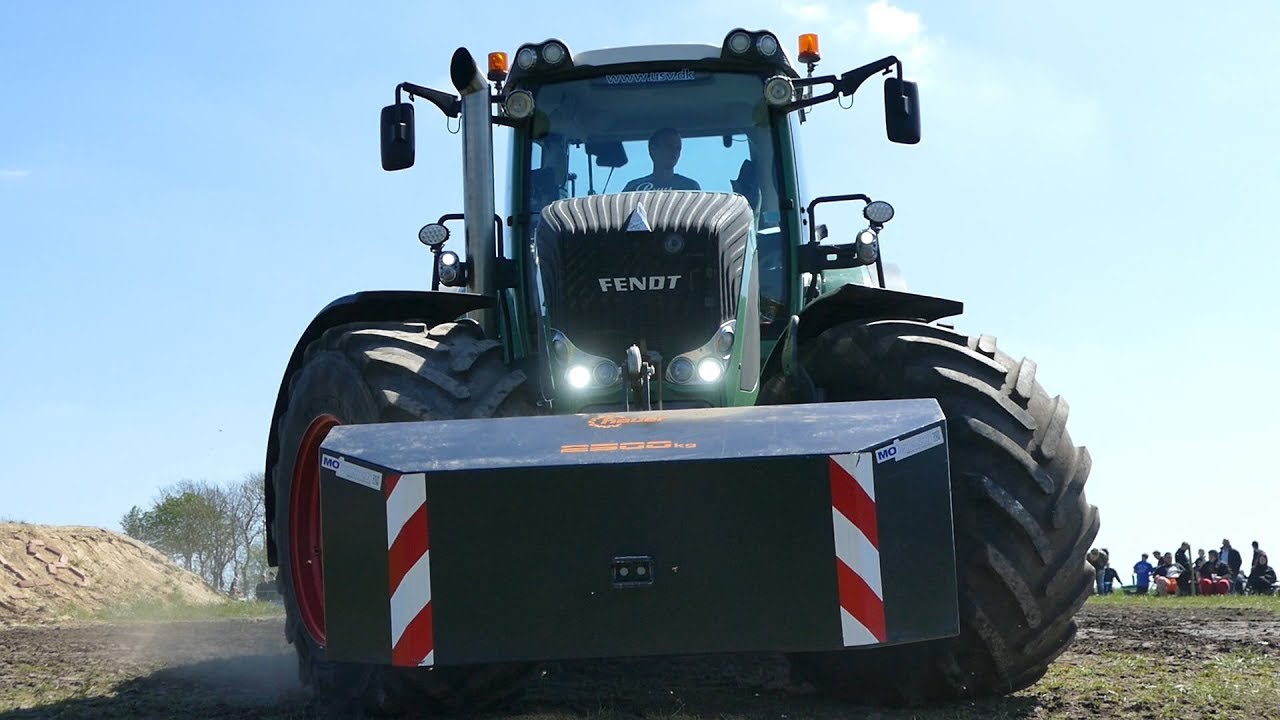 Fendt 936 Vario Pulling The Heavy Sledge at Hobro Pulling Arena 2018 ...