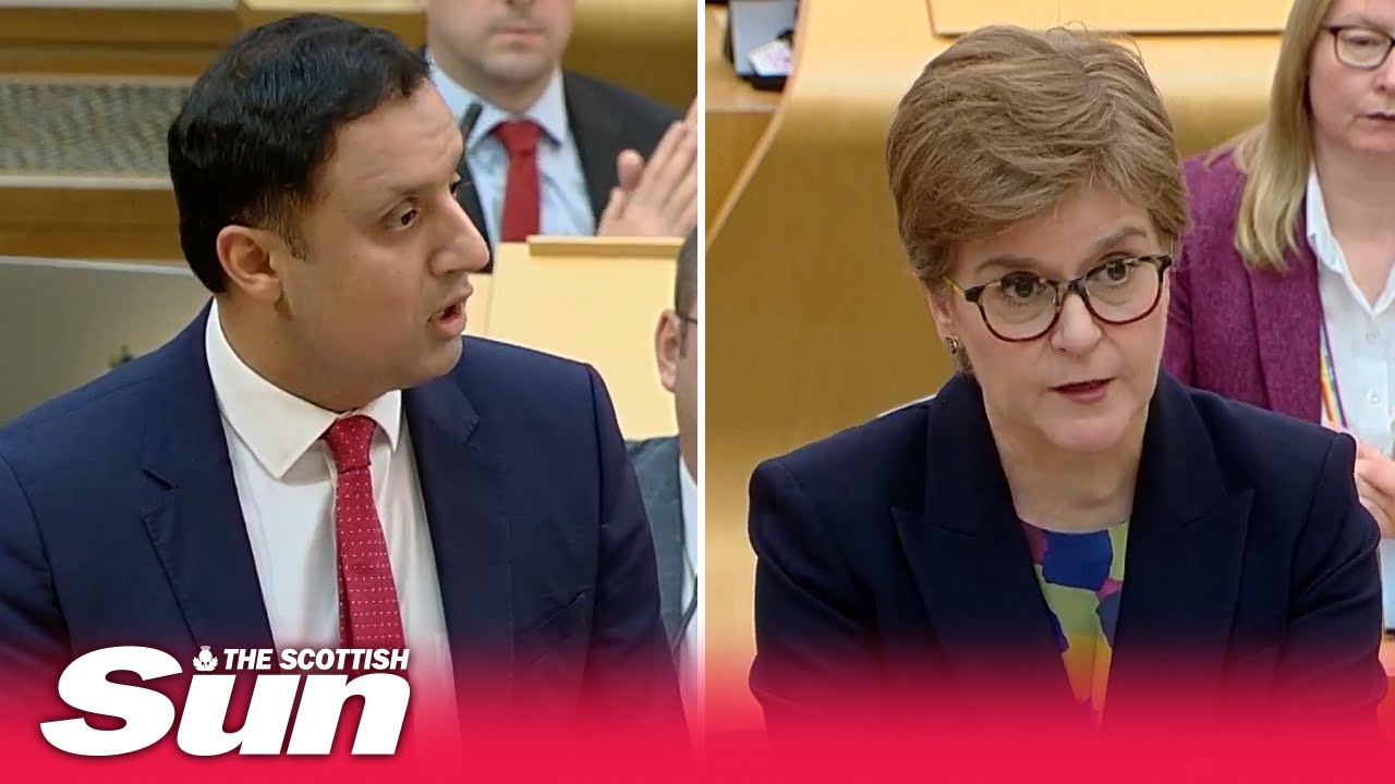 Anas Sarwar tells Nicola Sturgeon & Humza Yousaf to 'do their job' over NHS waiting lists - YouTube