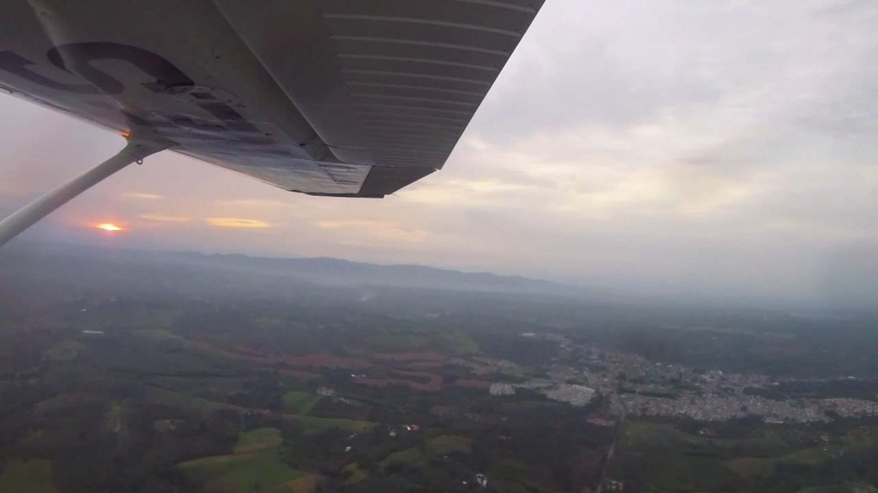 Cessna C172 / VOR-Z Approach SKAR - YouTube