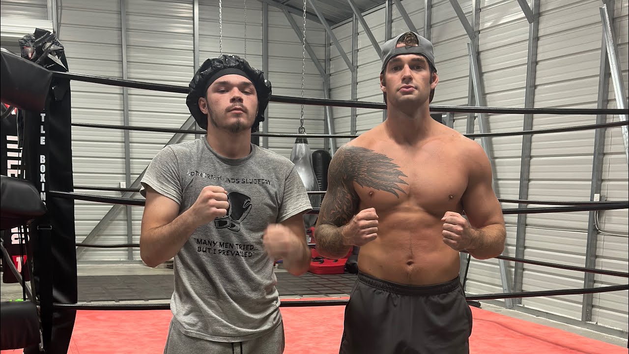 10/22/24 Sparring with the Champ Moses Sanders - YouTube