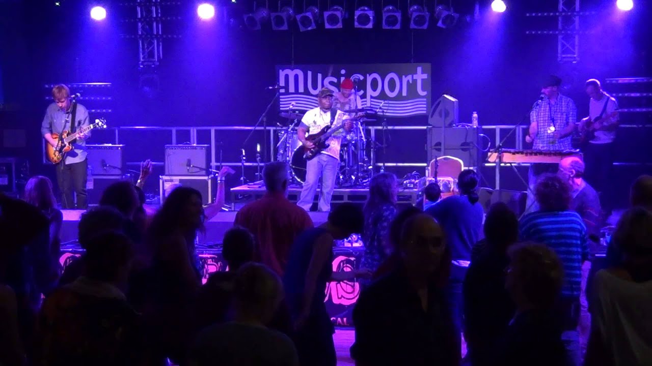 Rise Kagona & The Jit Jive Band @Musicport 2014 - YouTube