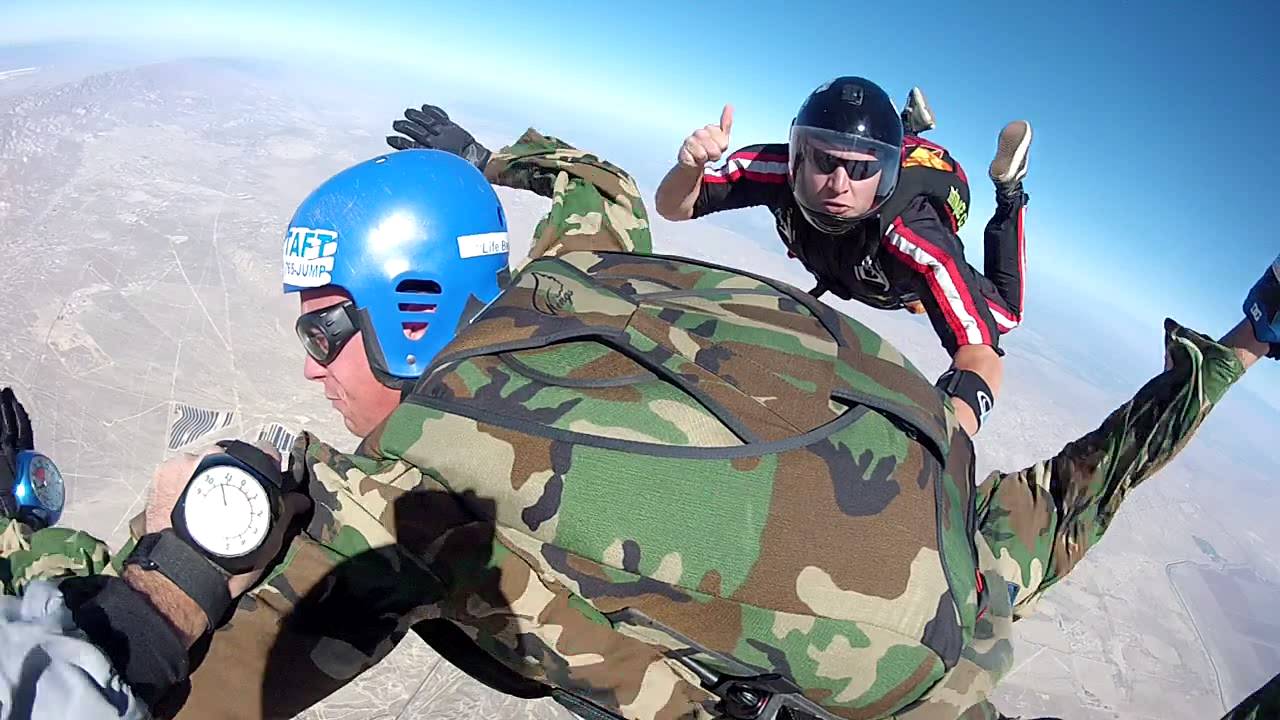 AFF Level 4 and Instructor Under Canopy - YouTube