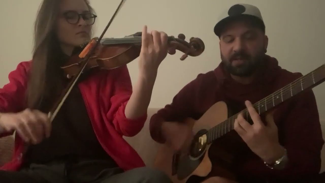 Hora vioara si chitara - Ionela Preda & Serban Matei - YouTube