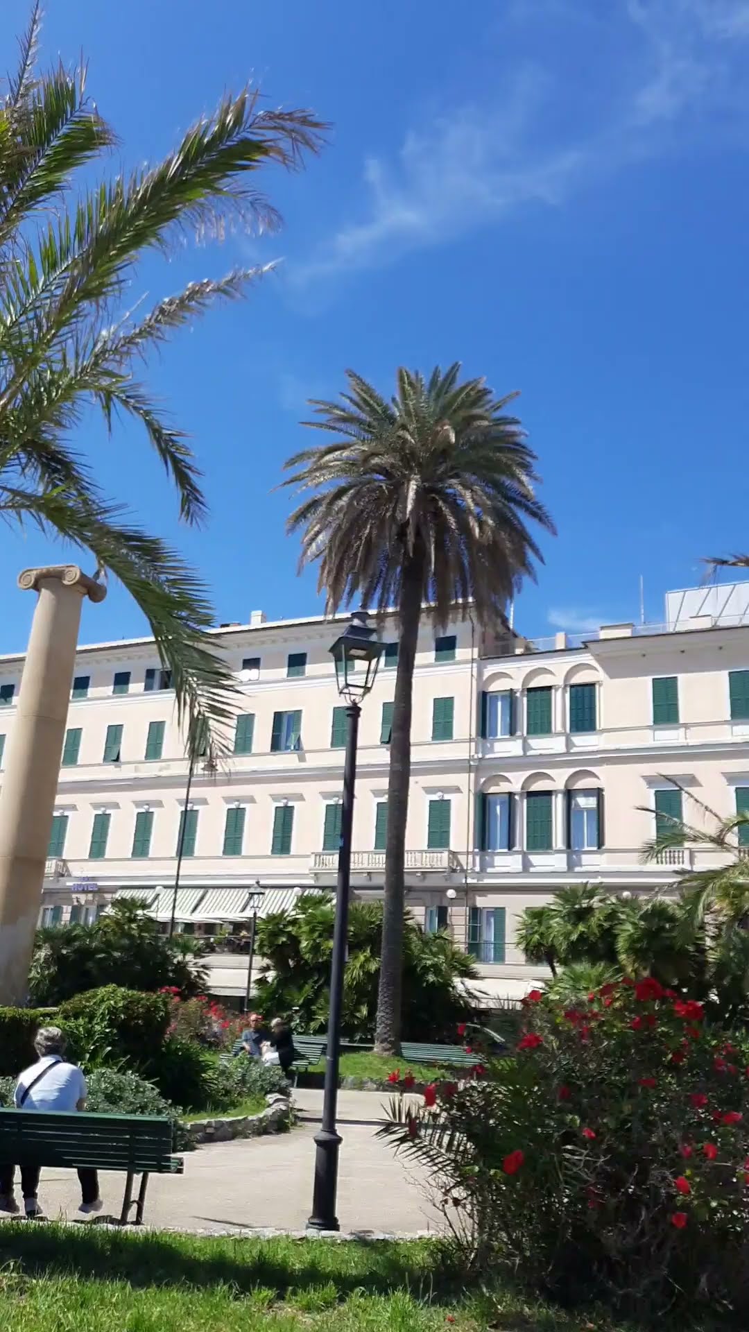giardini Mario Peragallo, lungomare di Pegli, Genova #videoshort # ...