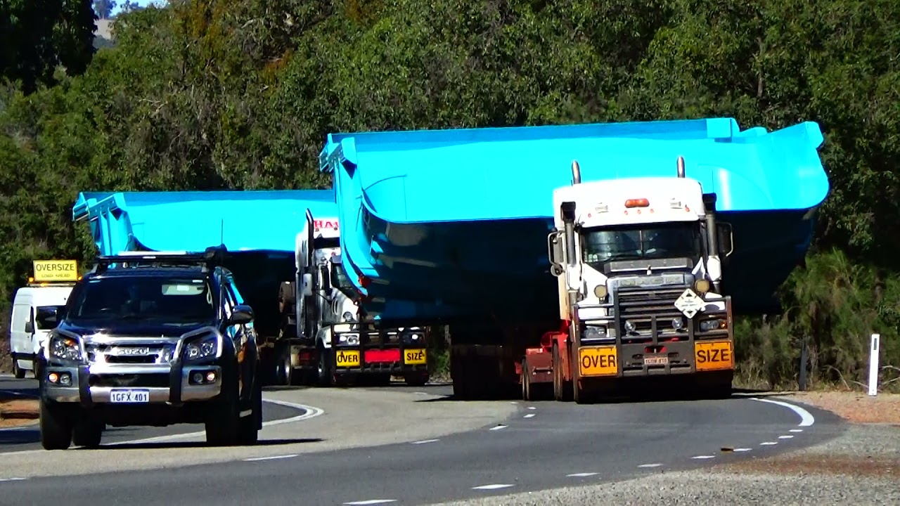 🚛. Two 'tubs' up Bindoon Hill, hauled by K&S Heavy Haulage and Hawkins ...
