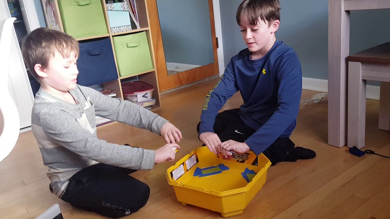 Cheeto beyblade unboxing and extra battles! - YouTube