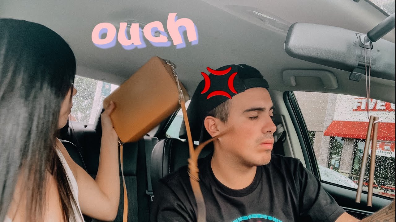 Hilarious purse challenge - YouTube