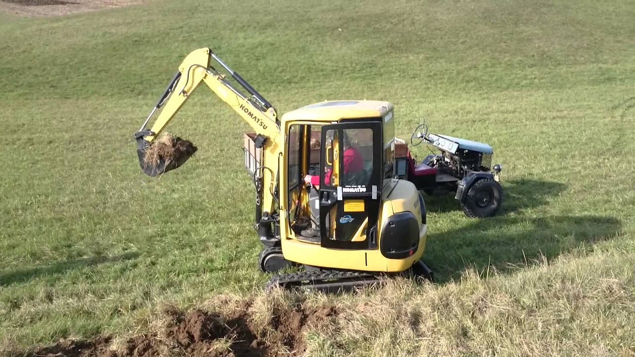 Komatsu PC 20 R - YouTube
