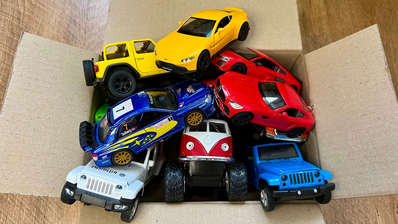 Big and Small Diecast Model Cars in Box: Toyota Camry, Rolls-Royce, BMW ...