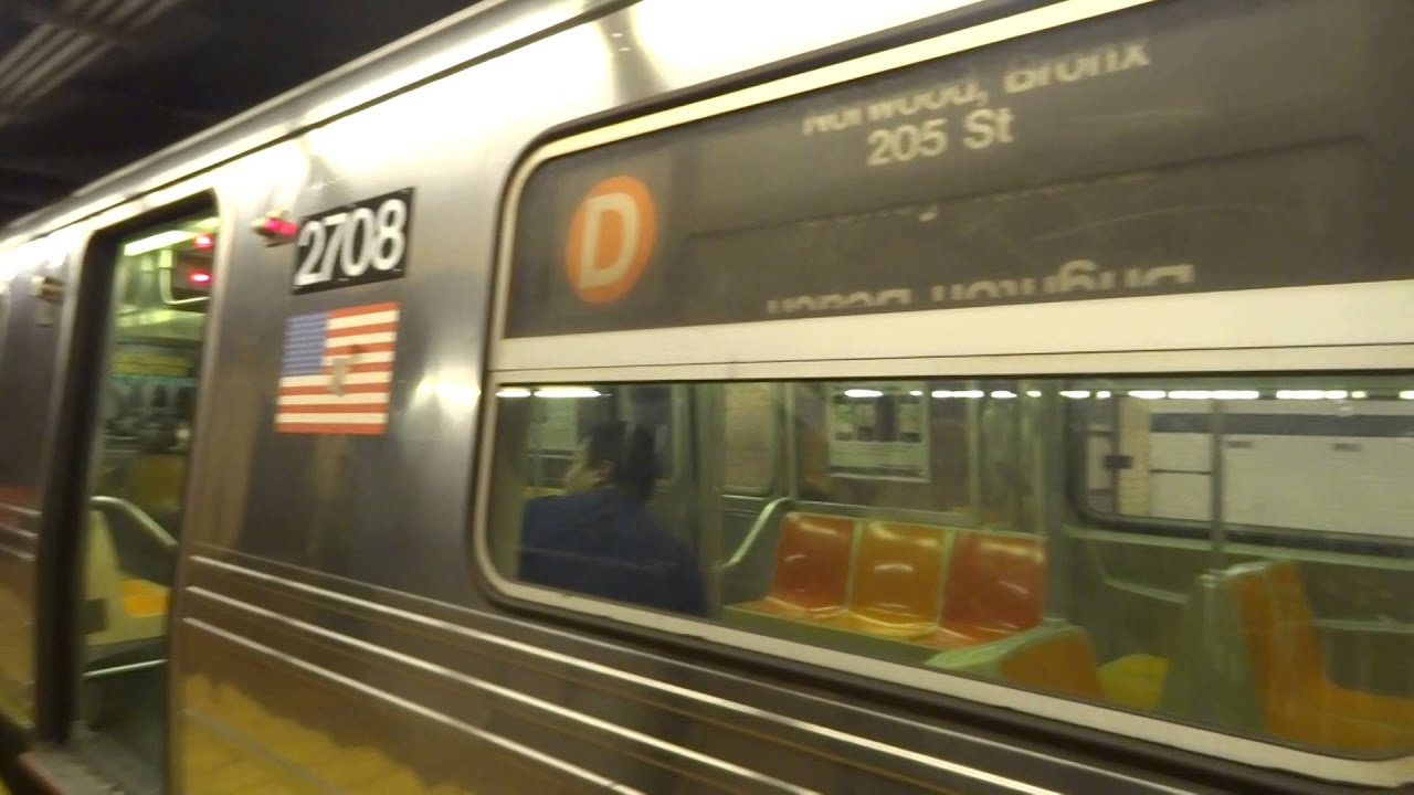 NYC Subway Special: 2nd Avenue-bound R68 (D) Entering & Leaving 125th ...