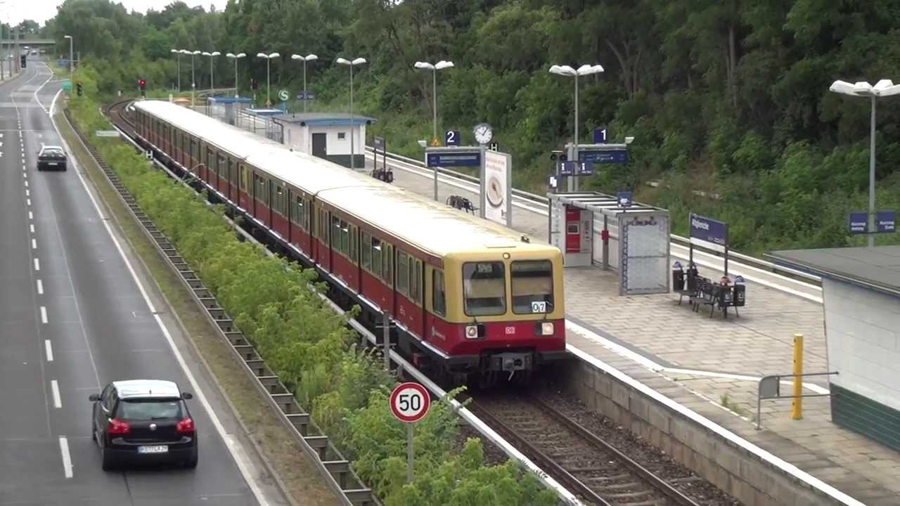 S-Bahn Berlin - der Bahnhof Altglienicke [1080p] - YouTube