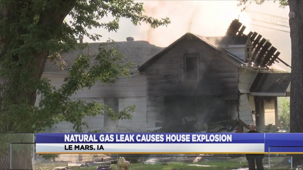 Natural gas leak causes house explosion - YouTube