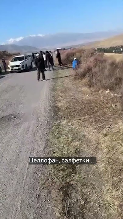 "Пожалуйста, убирайте за собой!" Мужчина возмущен разбросанным мусором ...