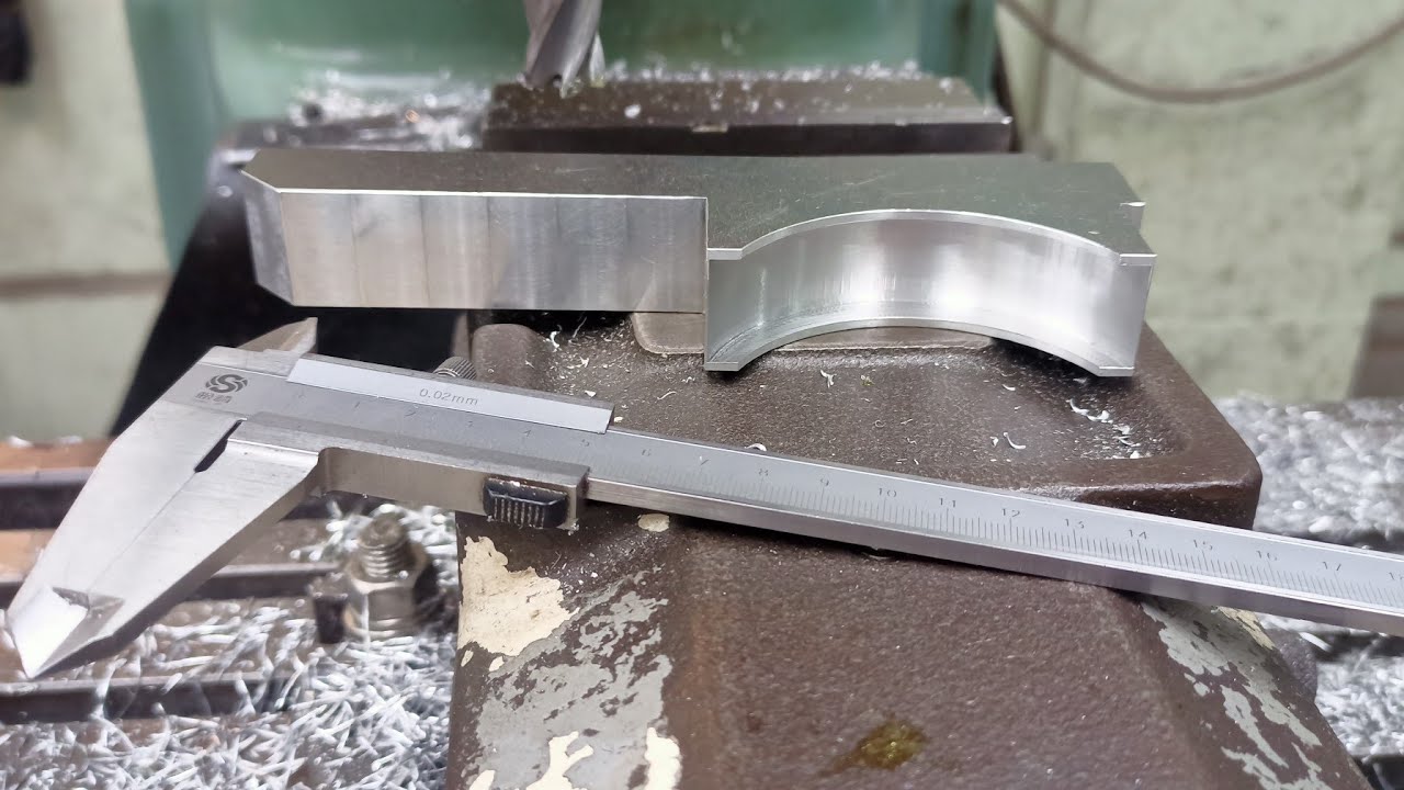 manual milling, grove reboring - YouTube