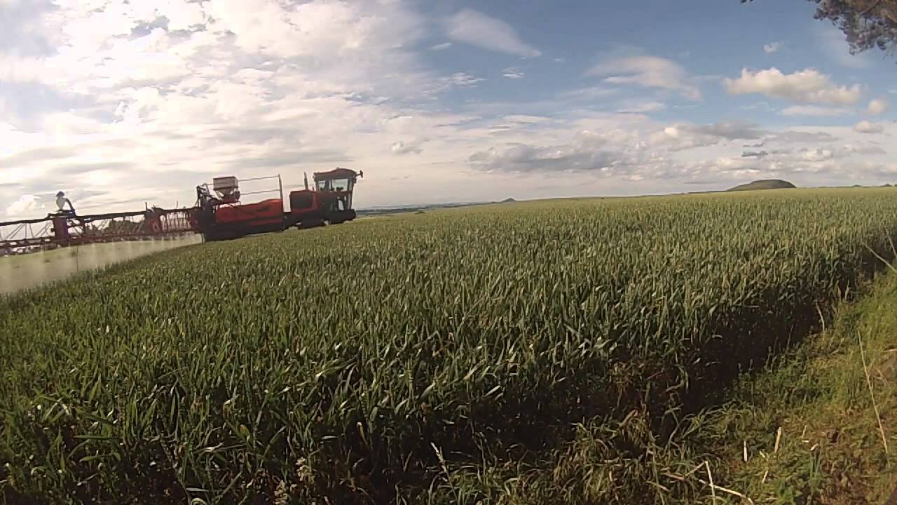 Sands Slc 4000 self Propelled Sprayer, East Lothian - YouTube