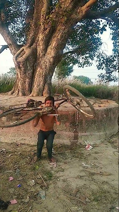 dhiraj Raj arya Gali Gali mein Raha chali jiyo re bahubali - YouTube