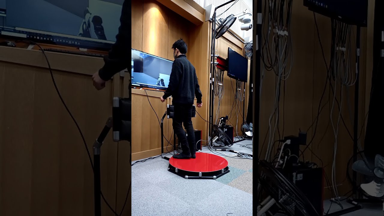 A Low-cost VR Walking Platform (Testing on the UE4's FPV sample) - YouTube