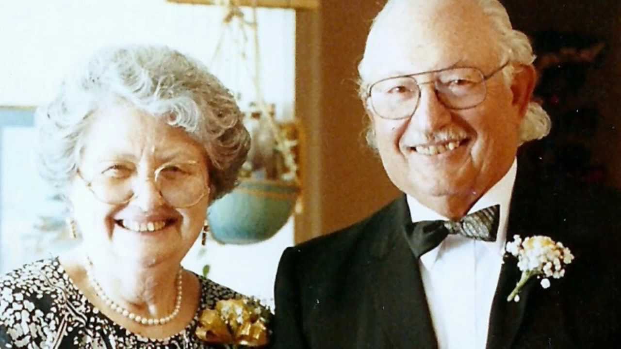 Jerry Samuels: NATHAN AND ESTHER, ESTHER AND NAT - YouTube