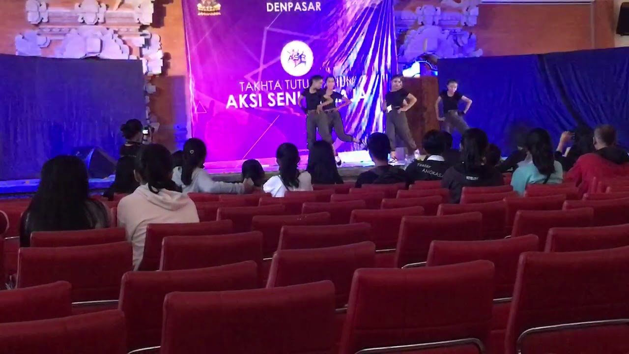 SWAG PARTNERS CREW DANCE 🔥 || SMK 1 SARASWATI DENPASAR - YouTube