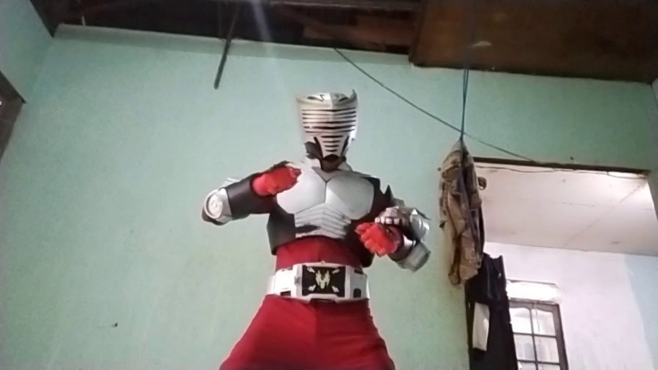 Cosplay Kamen rider ryuki. With music Kamen rider dragon knight - YouTube