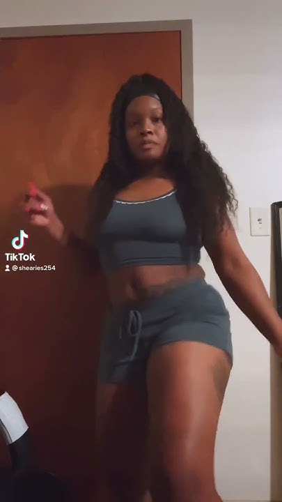 R Kelly leg shake challenge #viral - YouTube