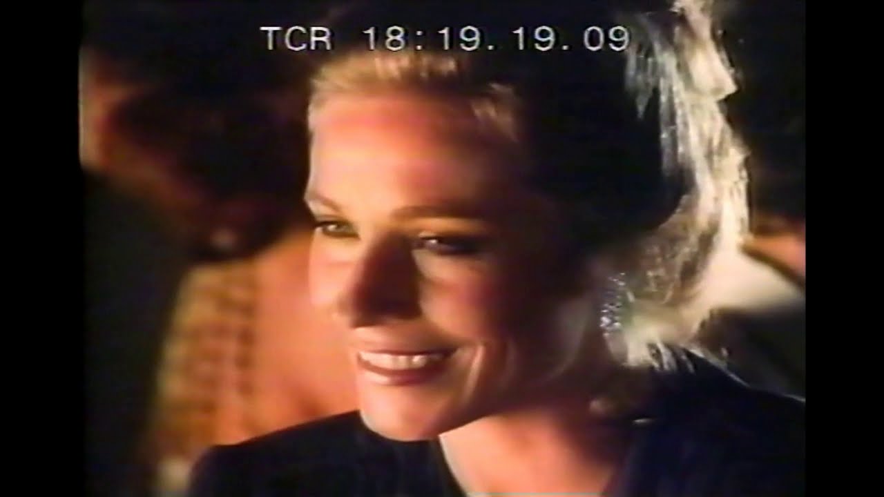 After Eight mint chocolates The Final Touch TV Commercial 1983 - YouTube