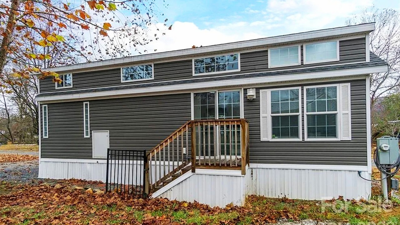 Price Cut $36K The Most Simple Beautiful Park Model for Sale - YouTube