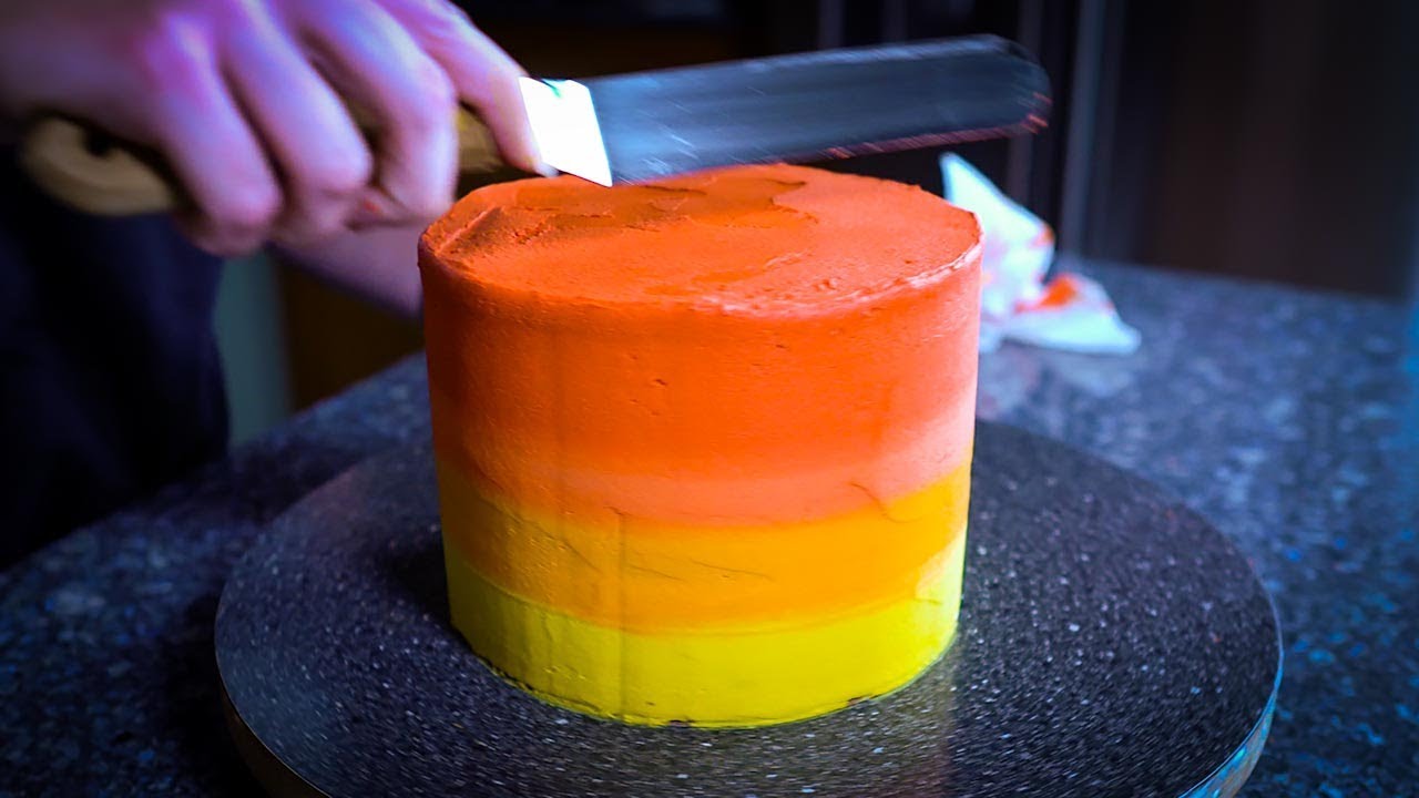 How to Make an Ombre Sunset Fade Cake with Buttercream - YouTube