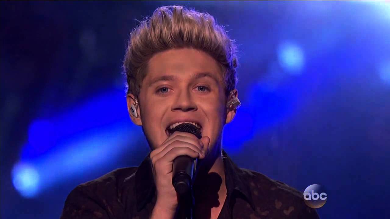 One Direction - Perfect (American Music Awards 2015) HD - YouTube