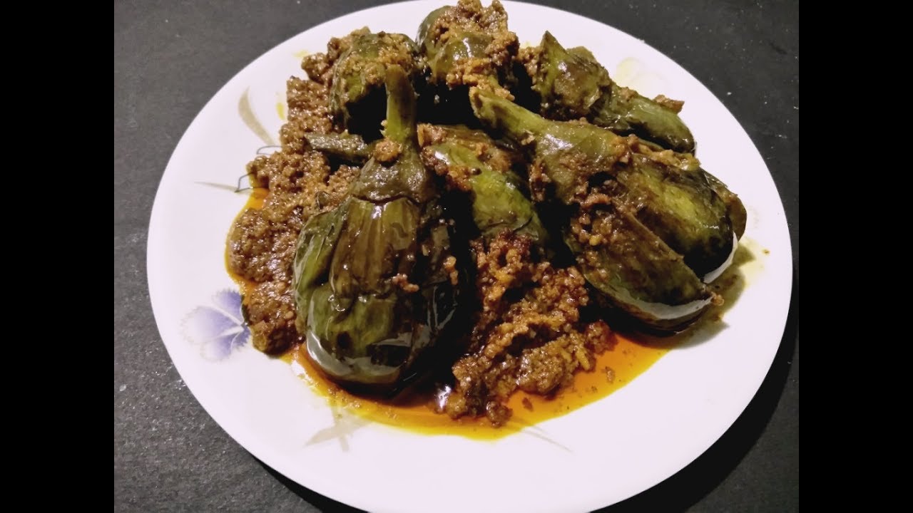 भरली वांगी | Bharali vangi |stuffed Brinjal masal |Masala vangi ...