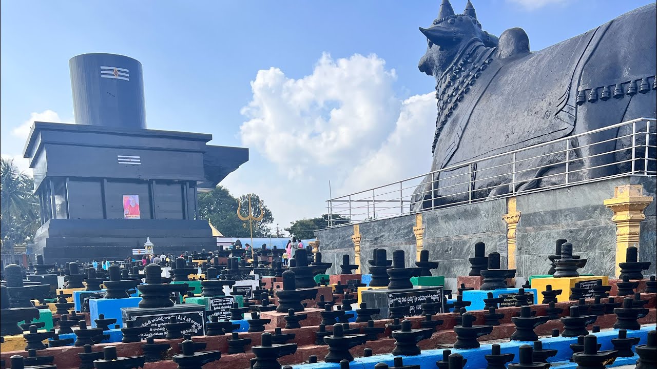 Koti linga temple | Shri Kotilingeshwara , kammasandra - YouTube