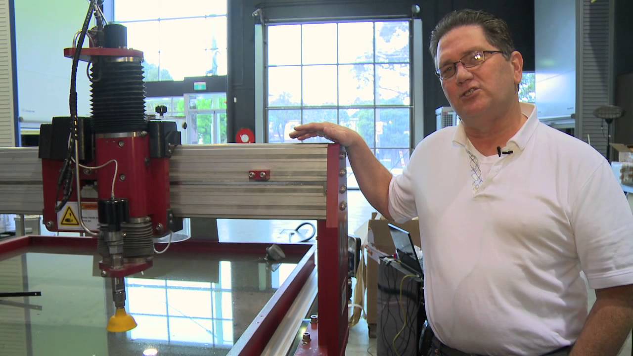 Omax Tips - Wipe down the rails - YouTube