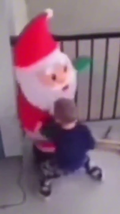 Kid punching santa - YouTube