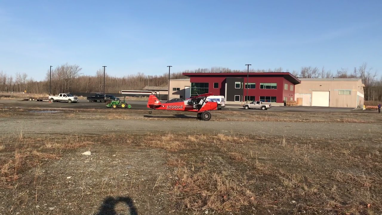 Four Place Super Cub Landing at Airframes Alaska - YouTube