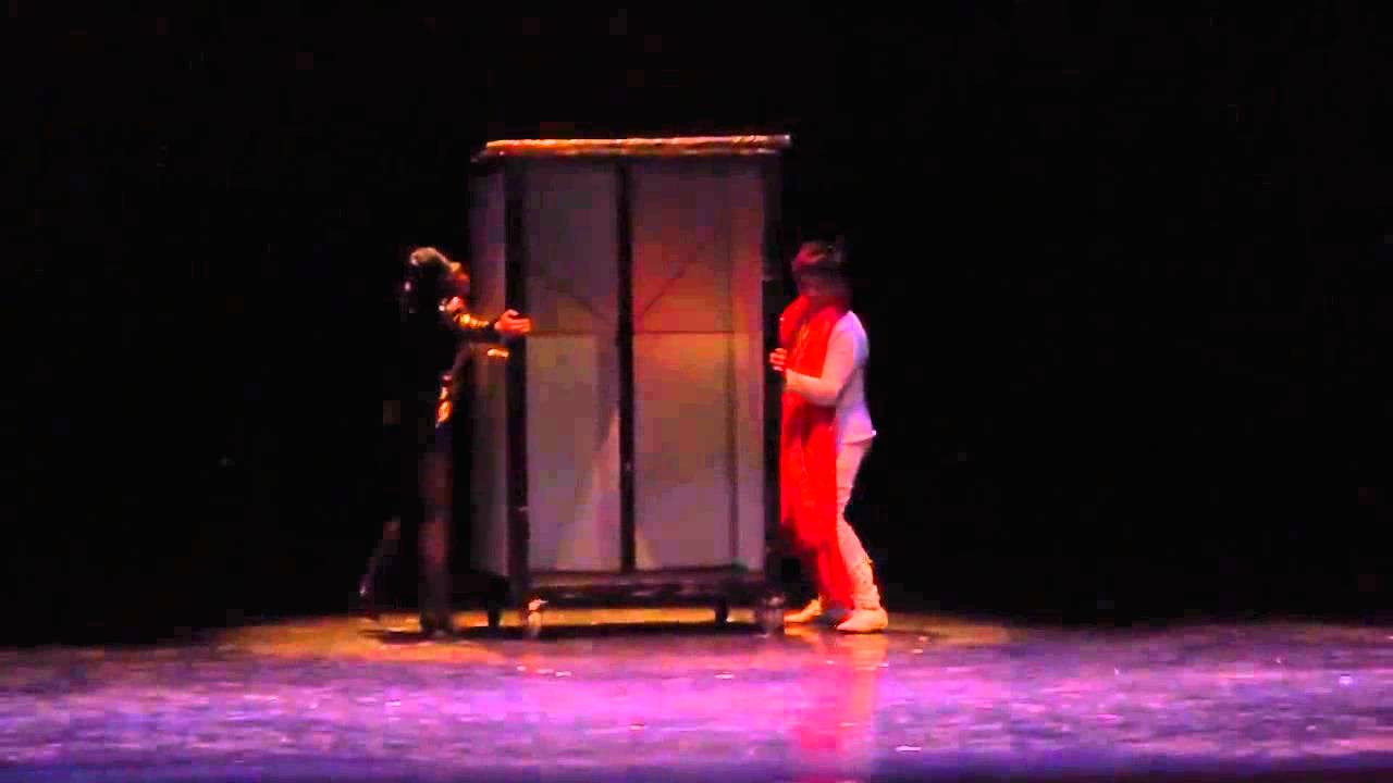 illusionist tricks bump in the night master illusion show jinag hao ...