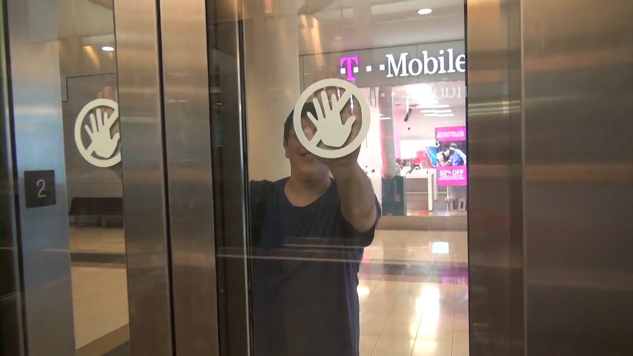 Montgomery Traction Elevator at the Lenox Square Mall Food Court - YouTube