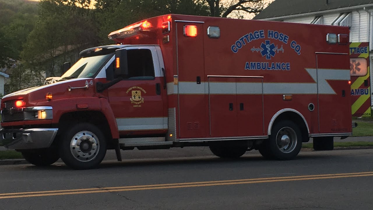 Cottage Hose Co. Mobile 9 Charlie Responding. - YouTube