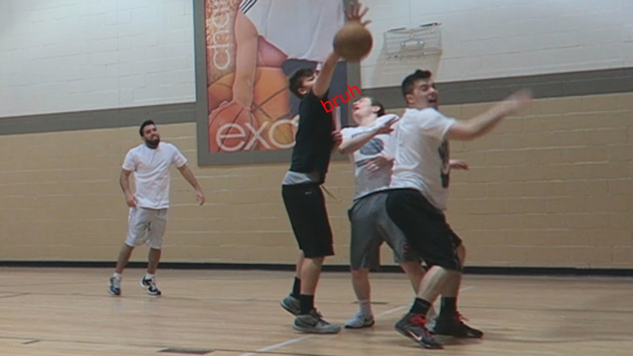 ELBOW TO THE FACE - YouTube