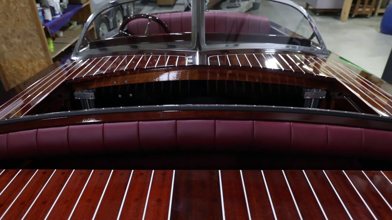 MIL Automatic Hatch | Lickety-Split | Van Dam Custom Boats - YouTube
