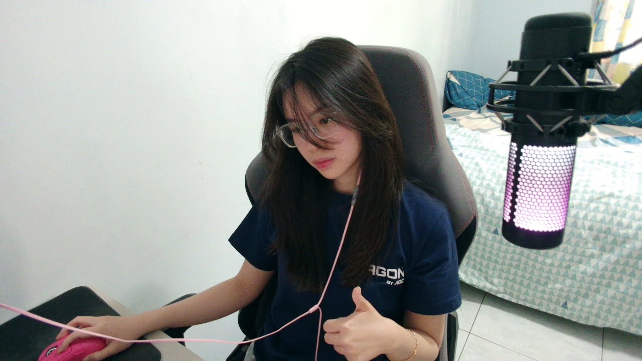 Turney 1 vs 1 AOC - YouTube