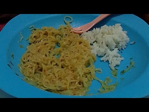 Cute 😅 Mukbang mie bayi🍲😋🤗 - YouTube