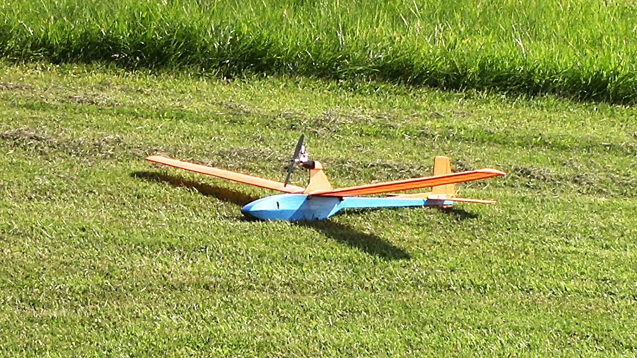 RC Powered Glider - Compression Ignition Engine (GVAM Field 7/30/17 ...