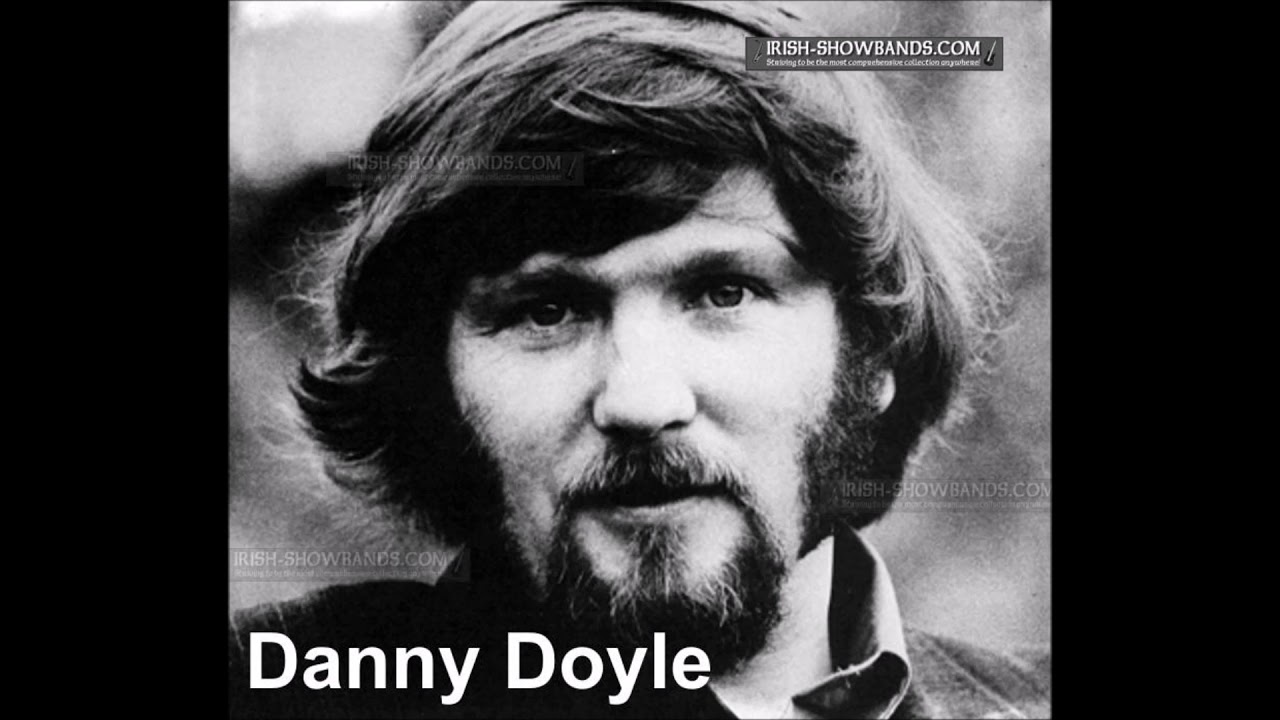 Danny Doyle - Slievenamon - YouTube