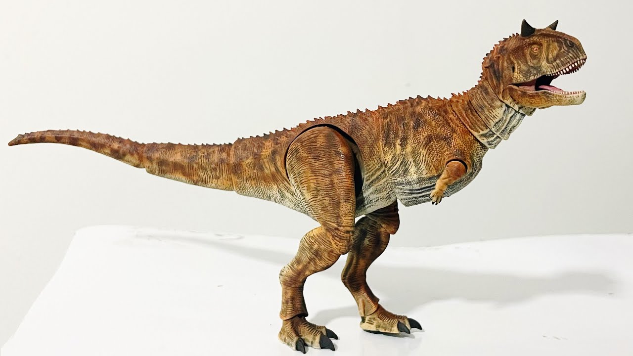 Carnotaurus 1/35 scale - YouTube