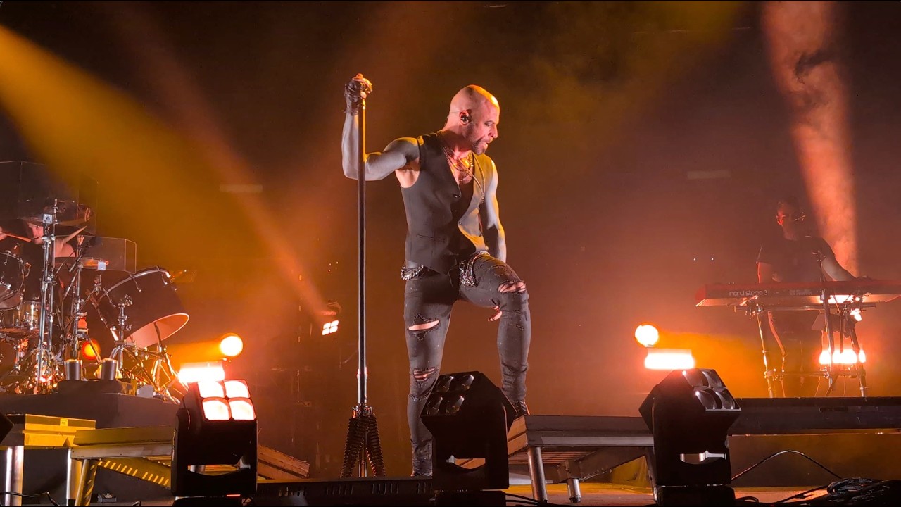 Daughtry - Divided (Live) @ Denver, 11/1/2025 - YouTube