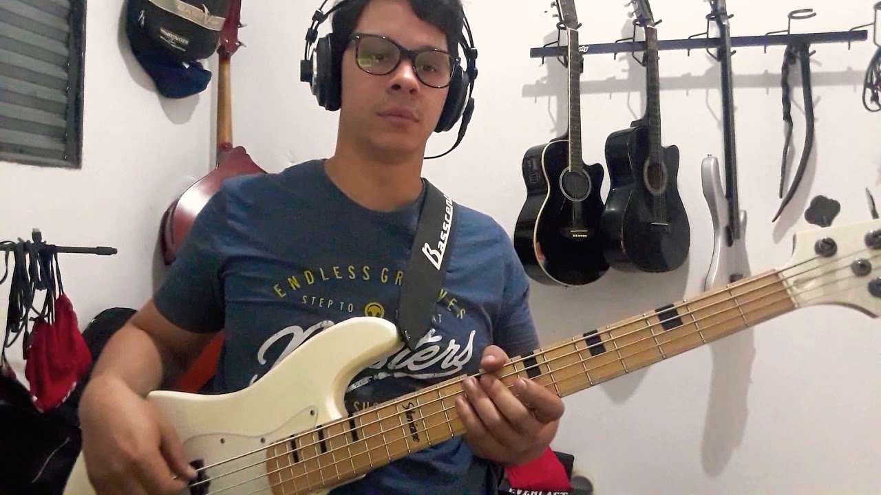 feelings - cuco (bass cover) - YouTube