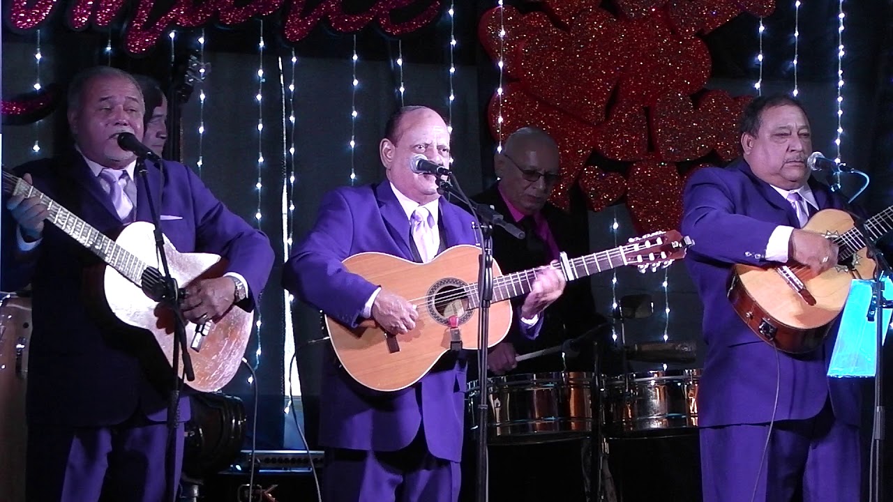 "TRIO LOS CONDES EL LEGADO"...Brujería / Mil Besos - YouTube